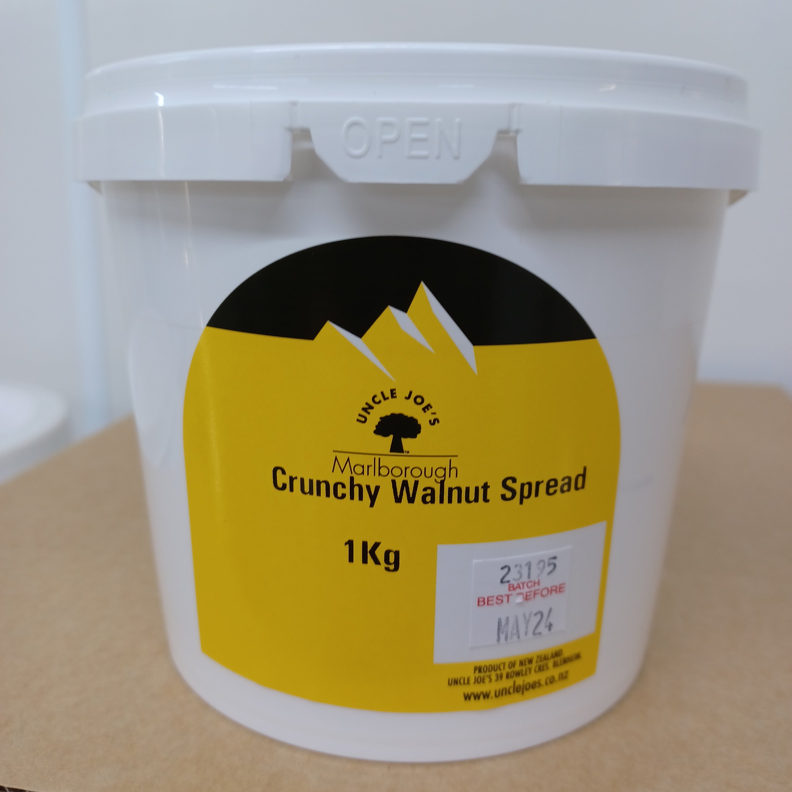 Crunchy Walnut Spread Bulk 1kg – UncleJoesNZ